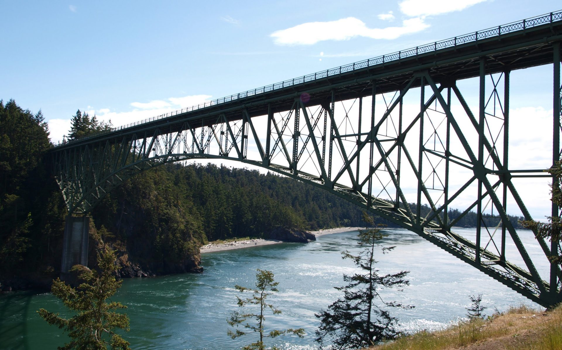 Top 10 scariest bridges you need to cross at least once in your life
