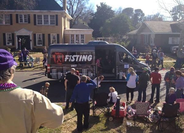 30+ advertising fails on vehicles which are unexpectedly funny