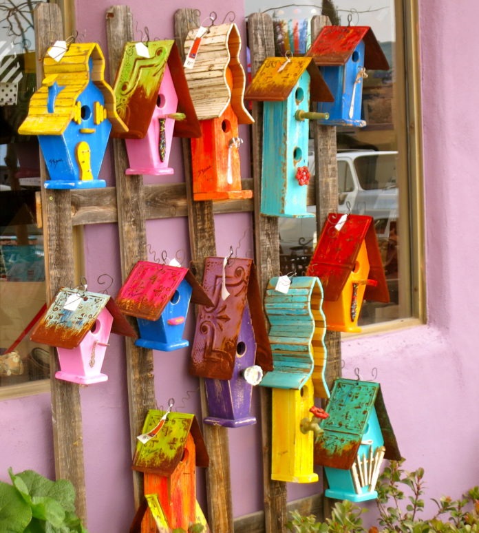 35+ extreme and funky birdhouses for the birds to keep up with the style