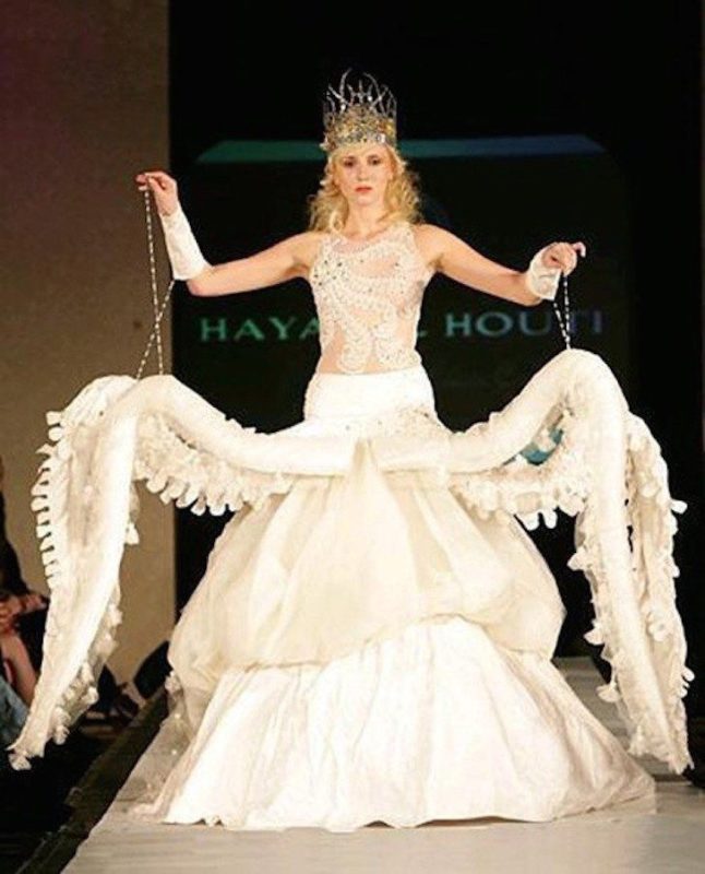 Wedding dress fails that will scare the groom away from the wedding altar